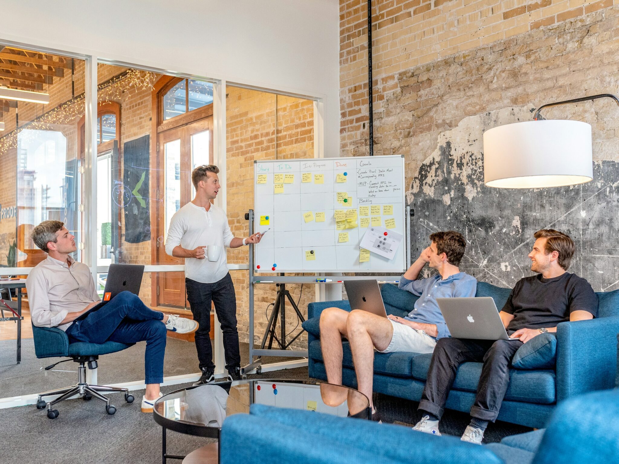 14 Best Data Analyst Recruitment Agency - Azulity